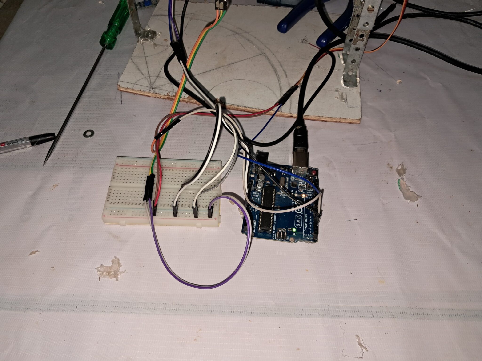 Solar Tracker Using Arduino – Electronics Workshop